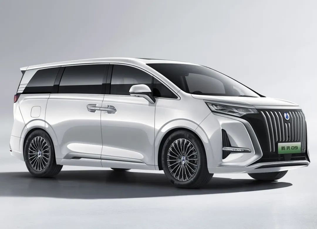 表现亮眼！3月腾势D9销量首次破万，环比增长达42%