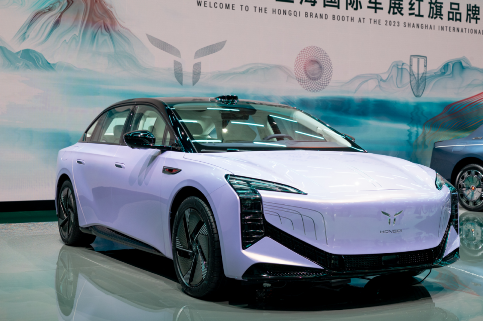 金葵花绽放上海车展，红旗L5预订 E001盲订 H6上市