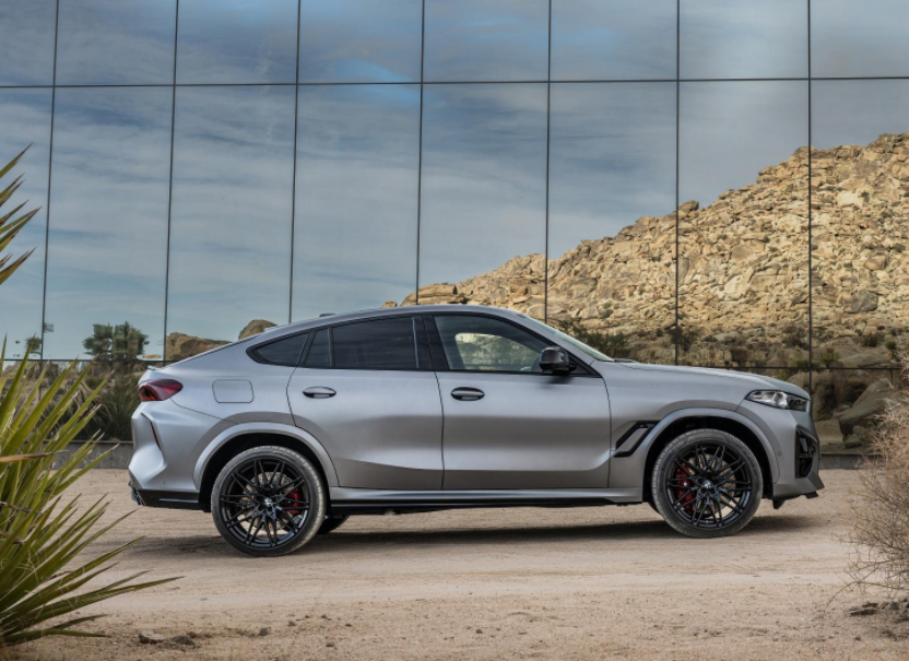 新款X5 M/X6 M雷霆版酷炫上市！外观性能升级，售价144.89万起_汽车网评